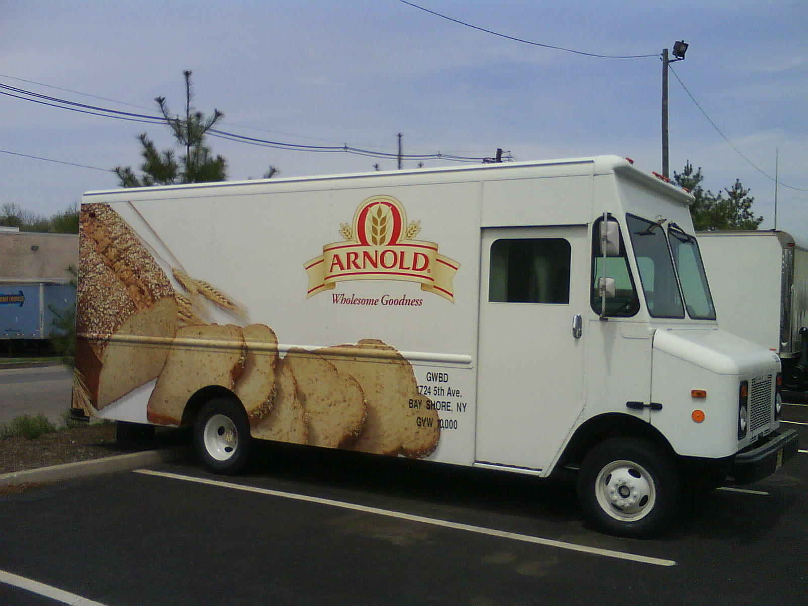 Arnold Bread, Bimbo Bakeries USA Launches New, Environmentally Friendly ...